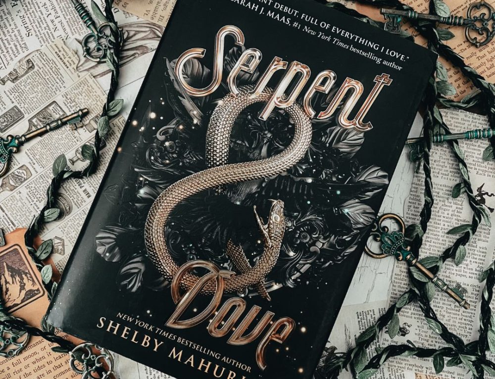 ACOTAR: Spicy Romance And An Exquisite Fantasy World