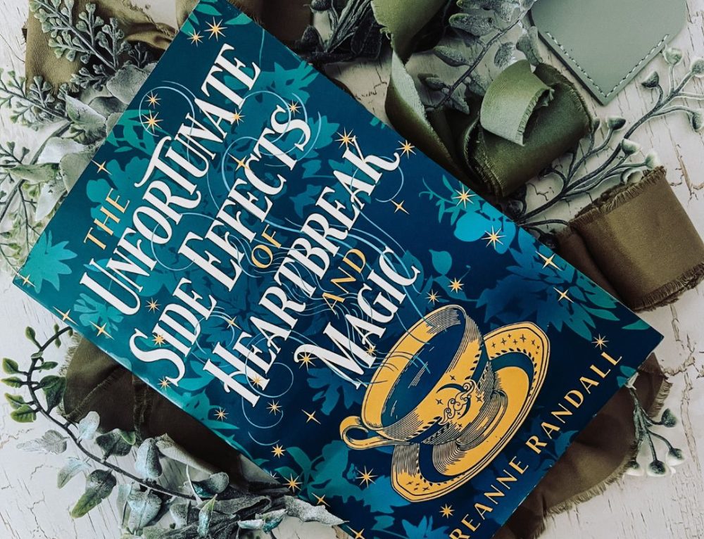 ACOTAR: Spicy Romance And An Exquisite Fantasy World
